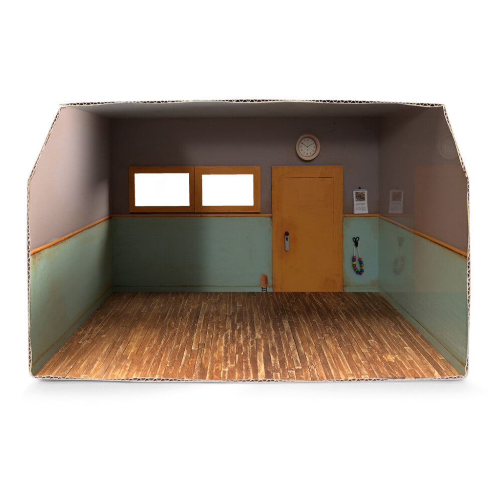Buy Sam & Julia - Cardboard Room CLASSROOM online at DAM Toys USA – Dam ...